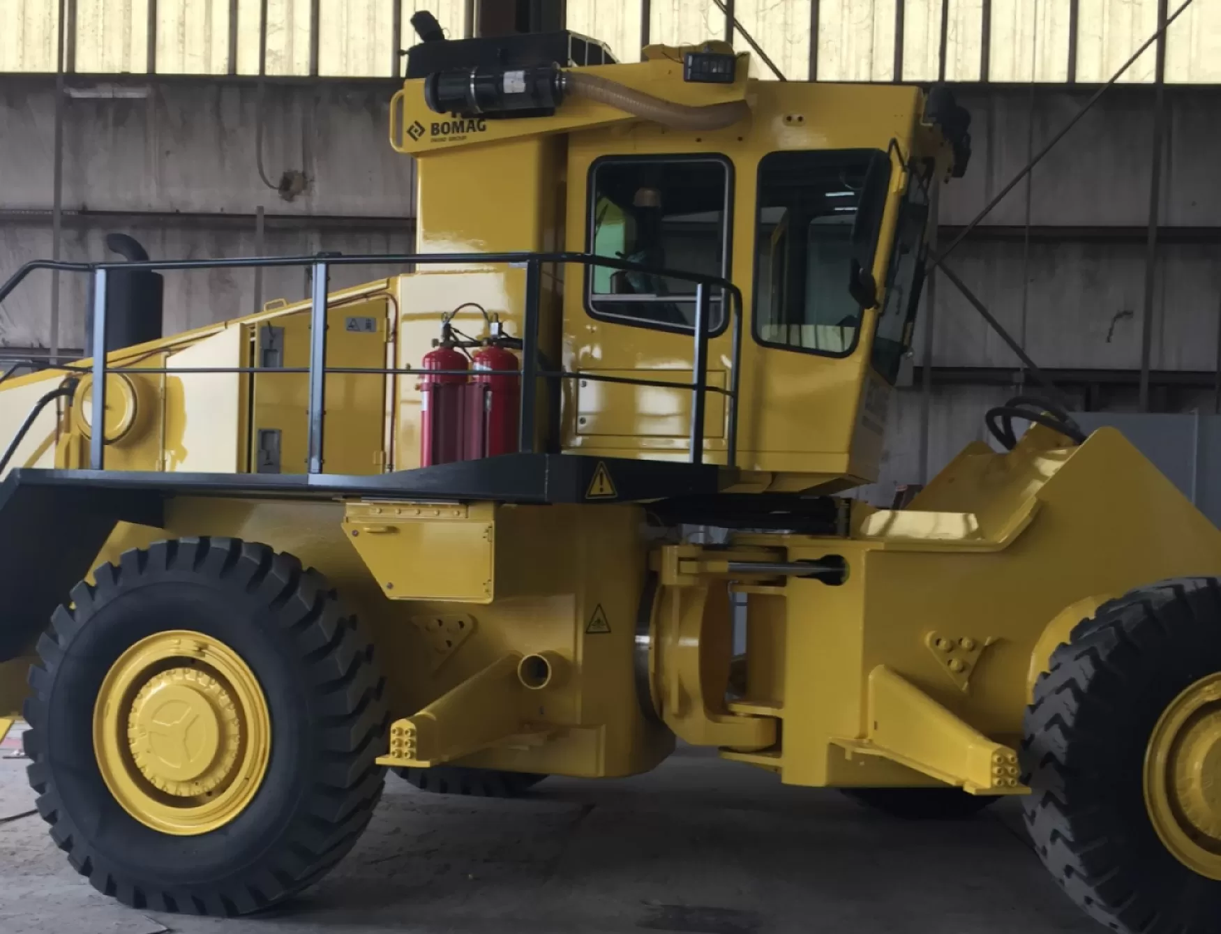 Bomag Landfill Compactor Rebuild Refurbishment Program