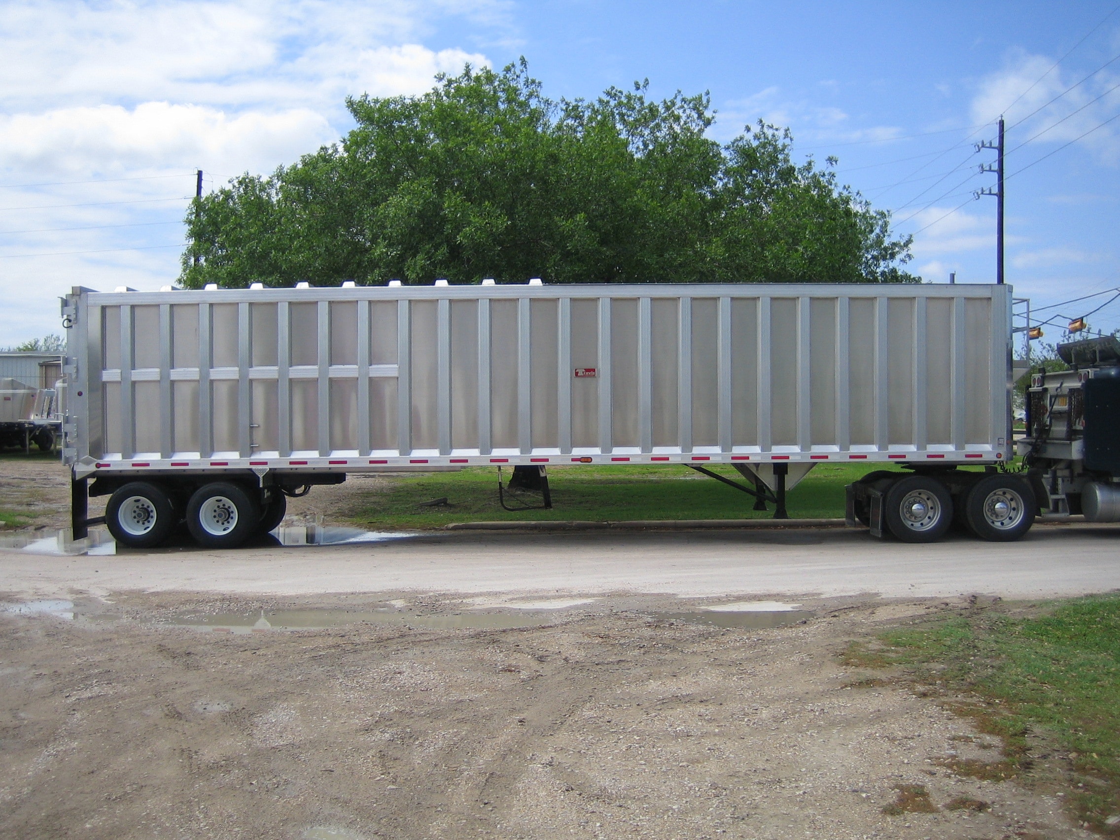Transfer Trailers Classic | Travis Trailers | Aluminum Trailers