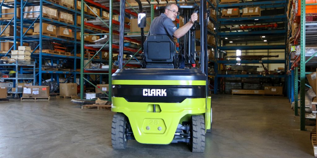 CLARK SE25-SE35 S-Series Electric Forklift
