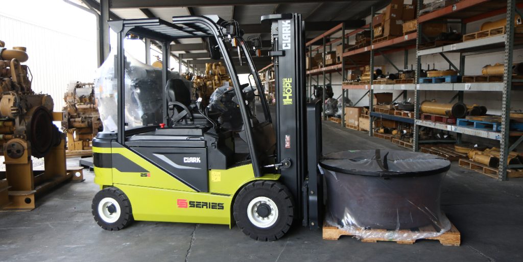 CLARK SE25-SE35 S-Series Electric Forklift | Tri-Lift Industries